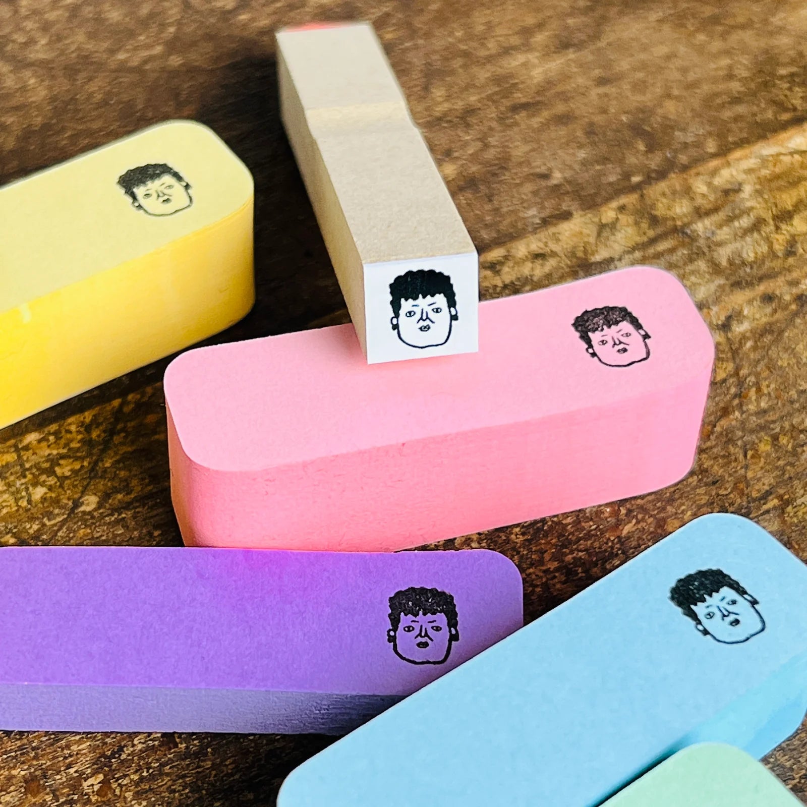 [RiraRira Hanko] Aunt Seki mini face mini rubber stamp (planner size ...